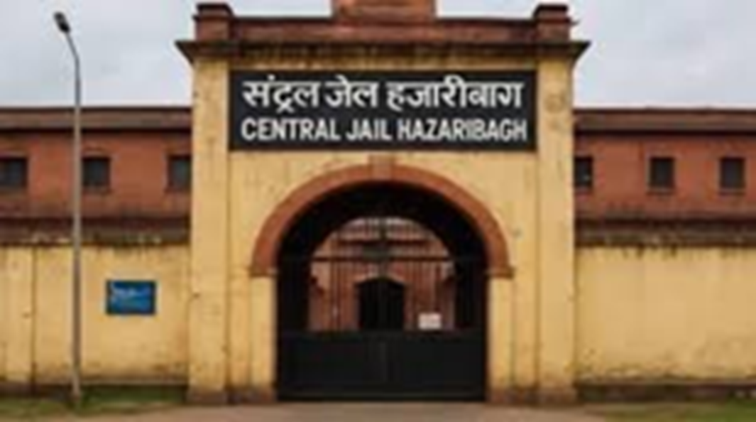 Search intensified for three prisoners who escaped from Hazaribagh ...